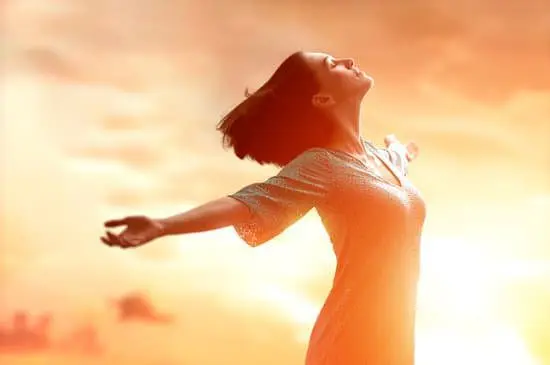 How to Lead Through a Crisis! 10 Effective Tips